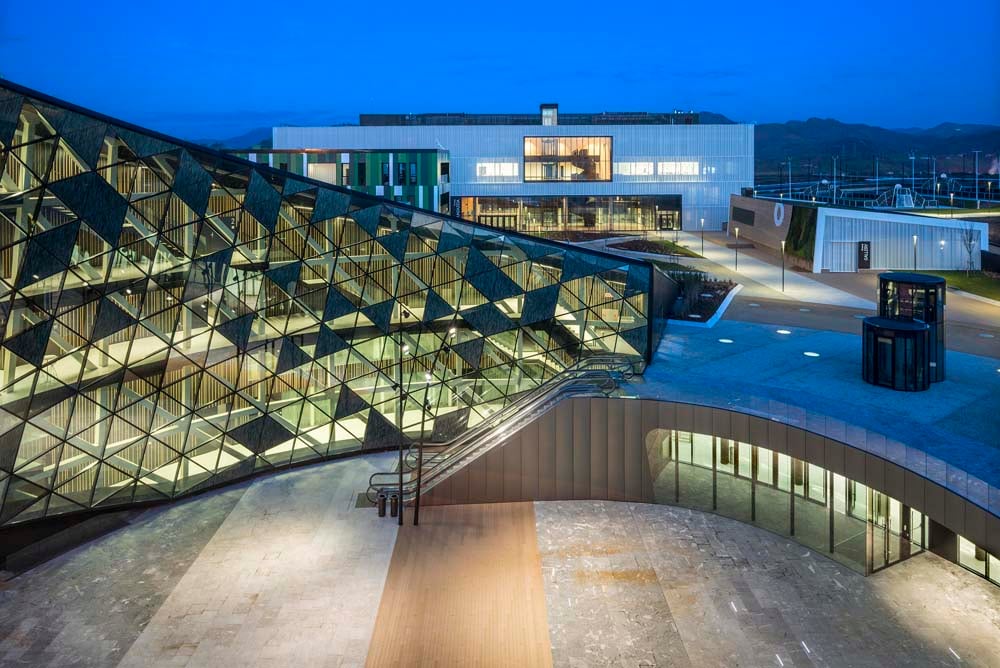 Zero Building By Xabier Barrutieta Architects - RTF | Rethinking The Future