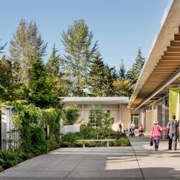 Bellevue Botanical Garden Visitor and Education Center by Olson Kundig