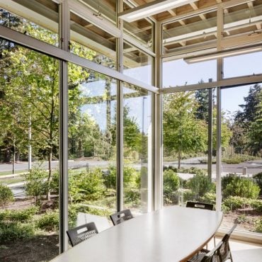 Bellevue Botanical Garden Visitor and Education Center by Olson Kundig