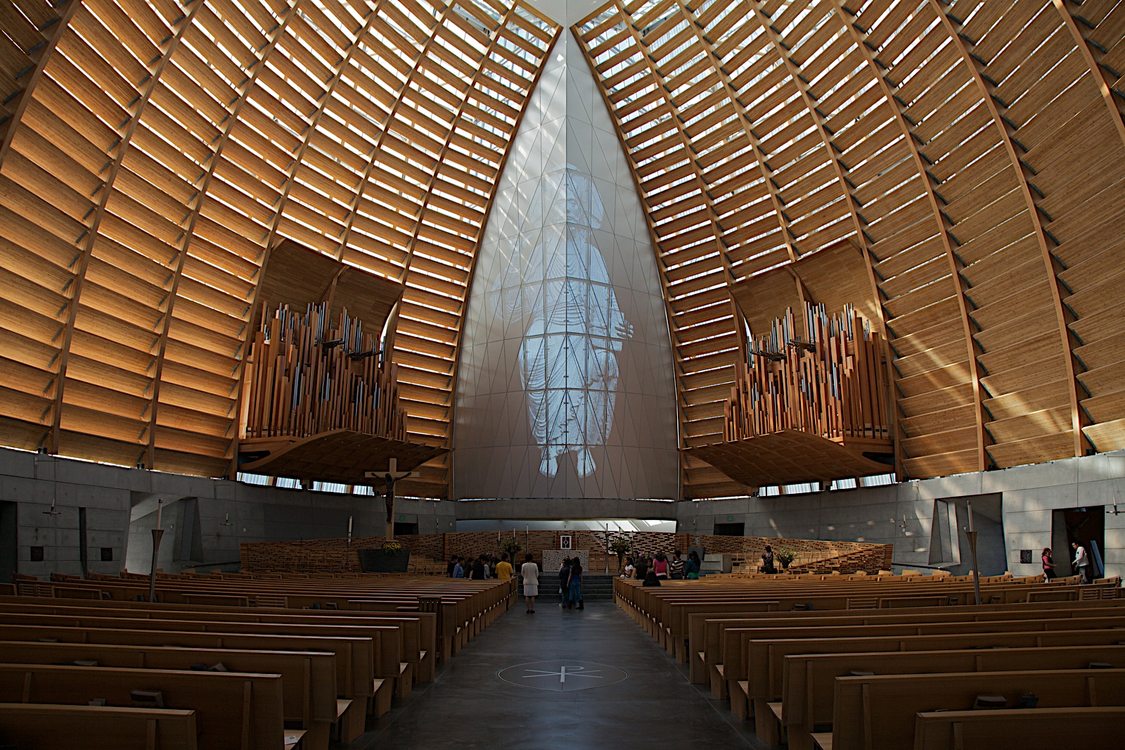 Evolution of Cathedral Architecture in the West - RTF | Rethinking The ...