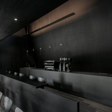 Juun.J Flagship Store By WGNB - RTF | Rethinking The Future