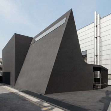 Juun.J Flagship Store By WGNB - RTF | Rethinking The Future