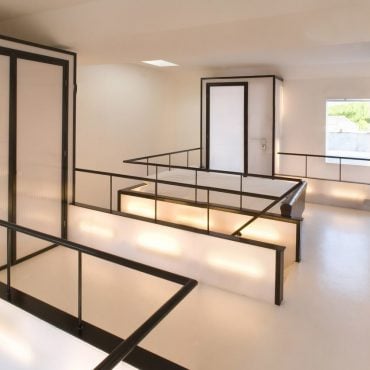 Unconventional Use of Plastic in Architecture & Construction - RTF