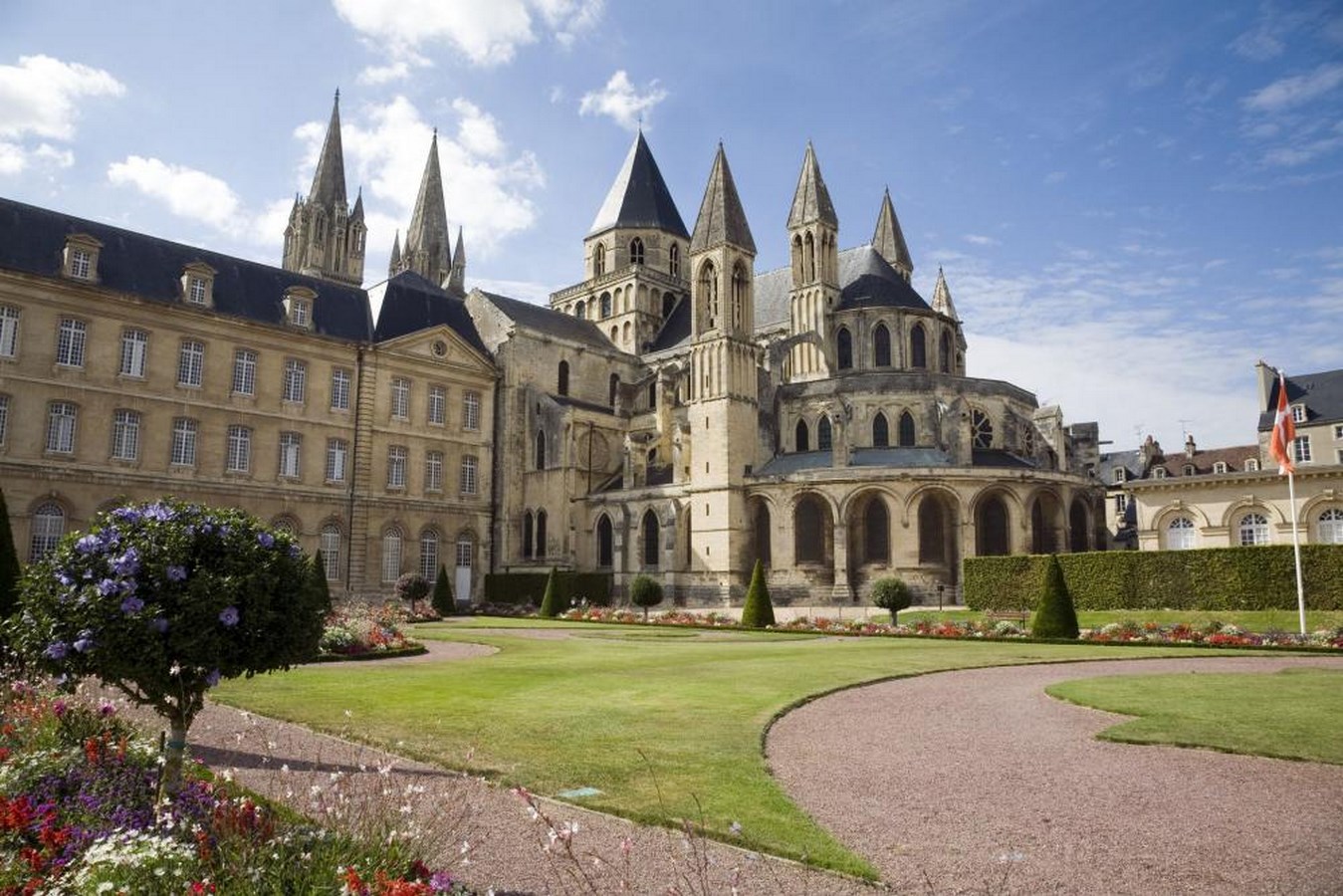 What Are The Four Types Of Romanesque Architecture - Design Talk