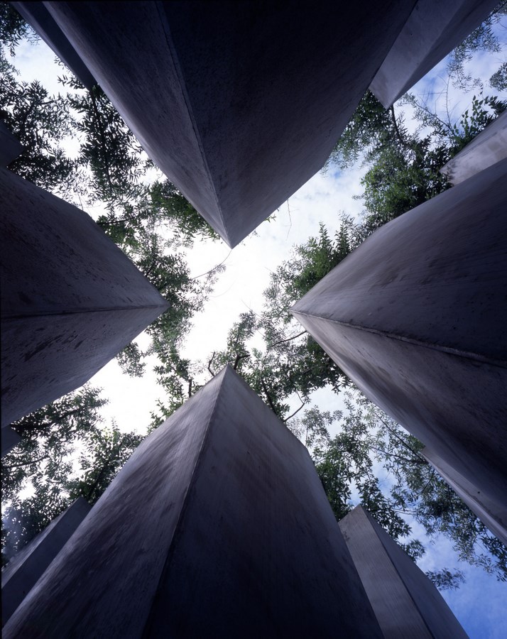 Jewish Museum Berlin: How Libeskind inspires Awe and Horror