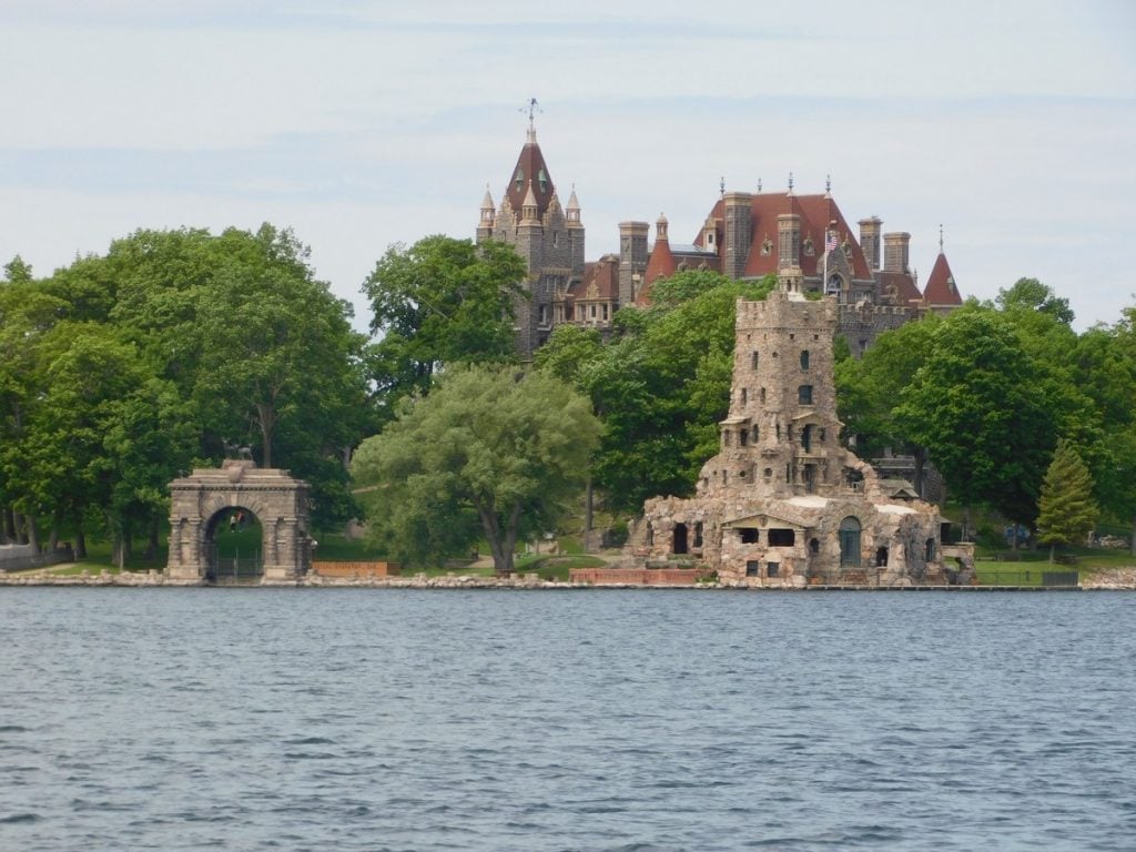 15 Famous Unfinished Projects in Architectural History