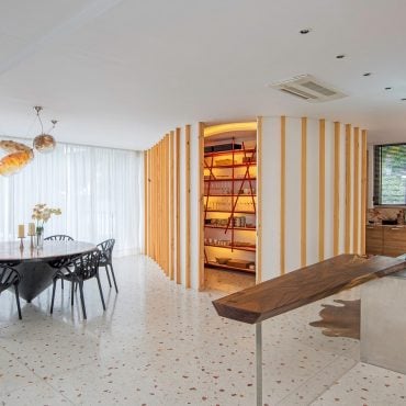 Open plan layouts_How transparency as a concept can change the nature ...