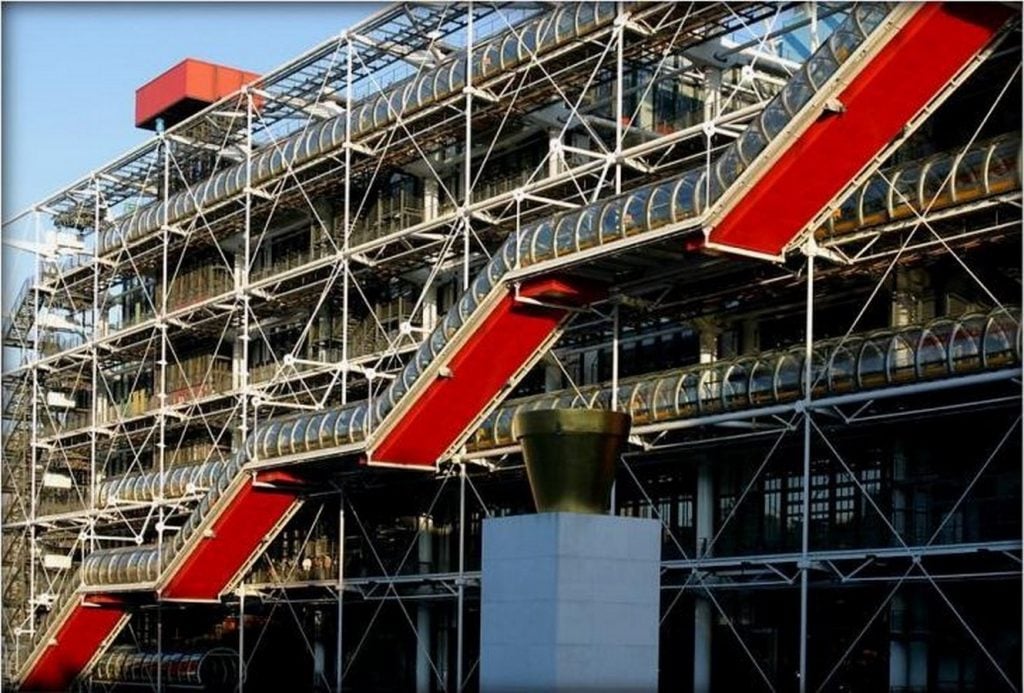 10 Timeless famous structures by starchitects that every architect ...