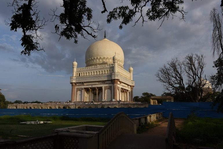 8 Cities in India where Islamic influence on architecture is evident ...