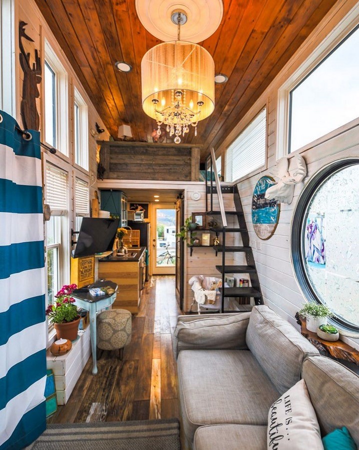 10 travelling youtubers that architects must follow! - RTF | Rethinking ...