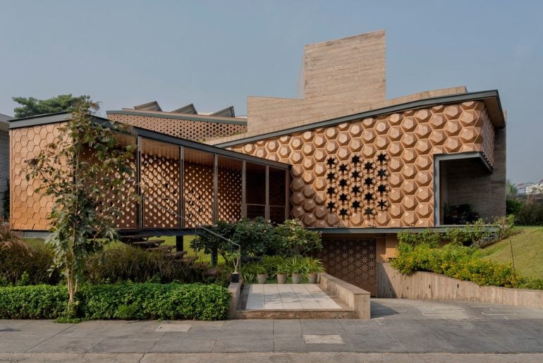 10 Buildings with fascinating facades in India - RTF | Rethinking The ...