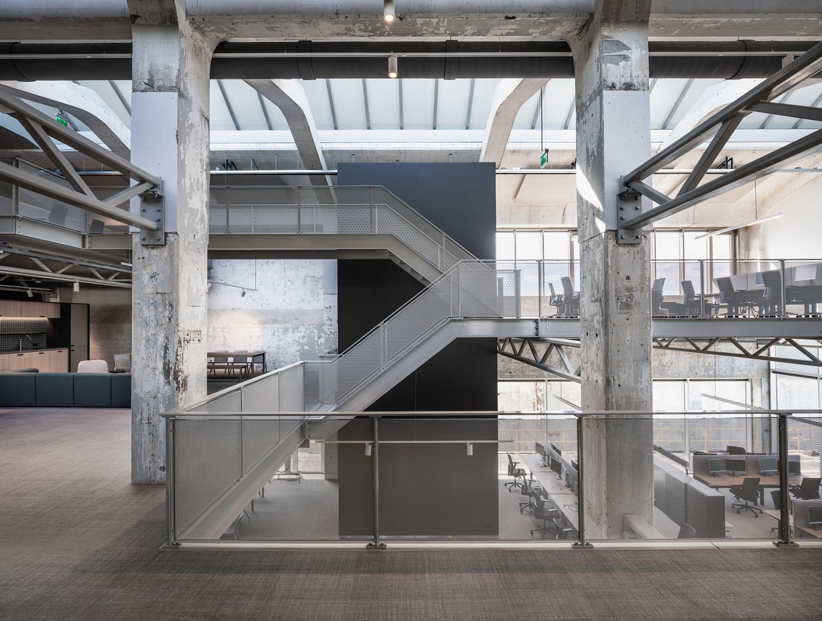 Factory hall transforms into dynamic office by HofmanDujardin - RTF ...