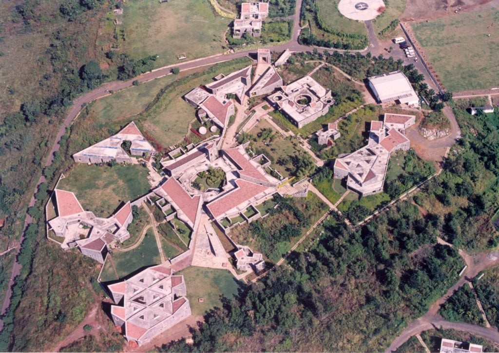 Mahindra United World College of India by Christopher Charles Benninger ...