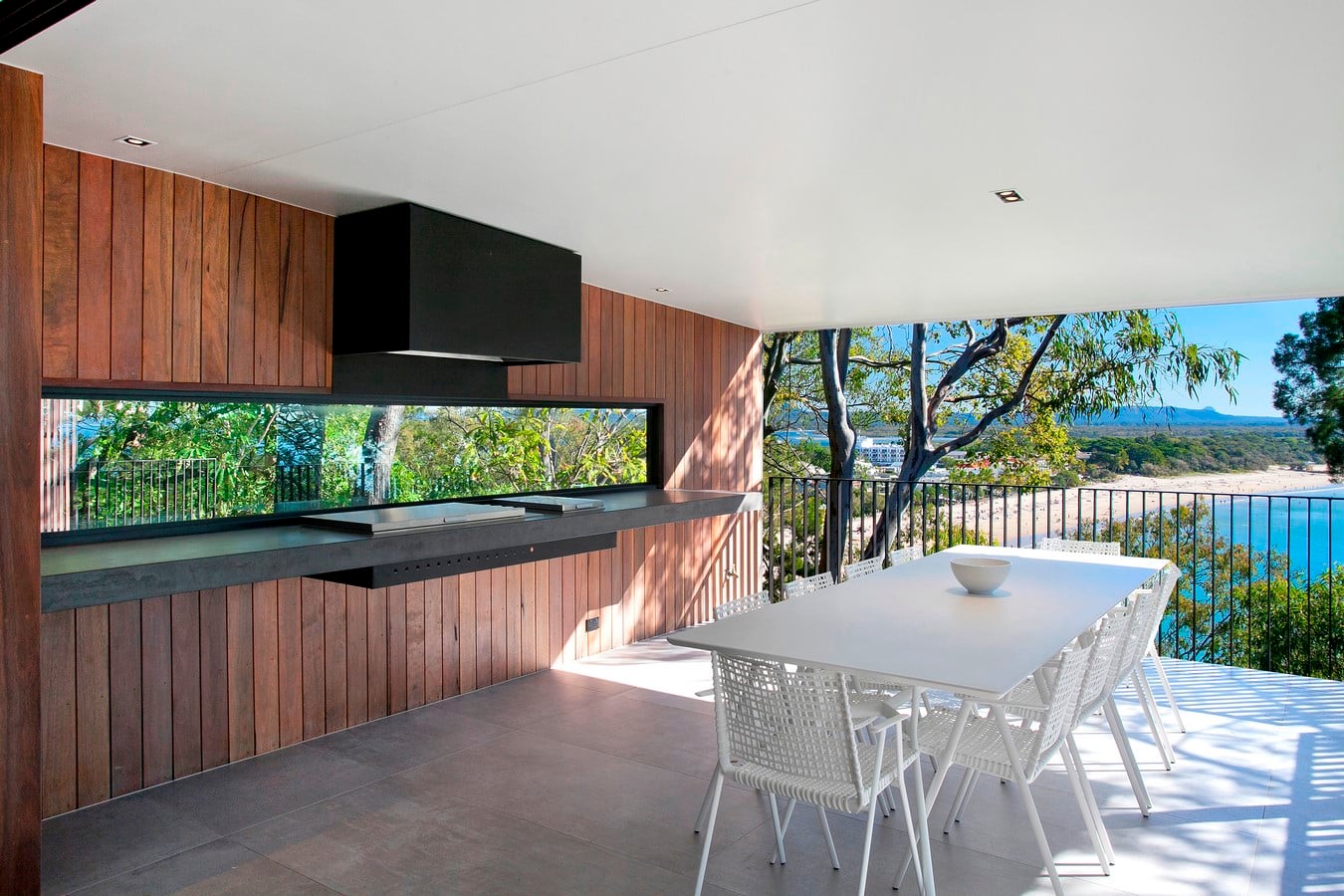 Noosa Nest by Tim Ditchfield Architects - RTF | Rethinking The Future