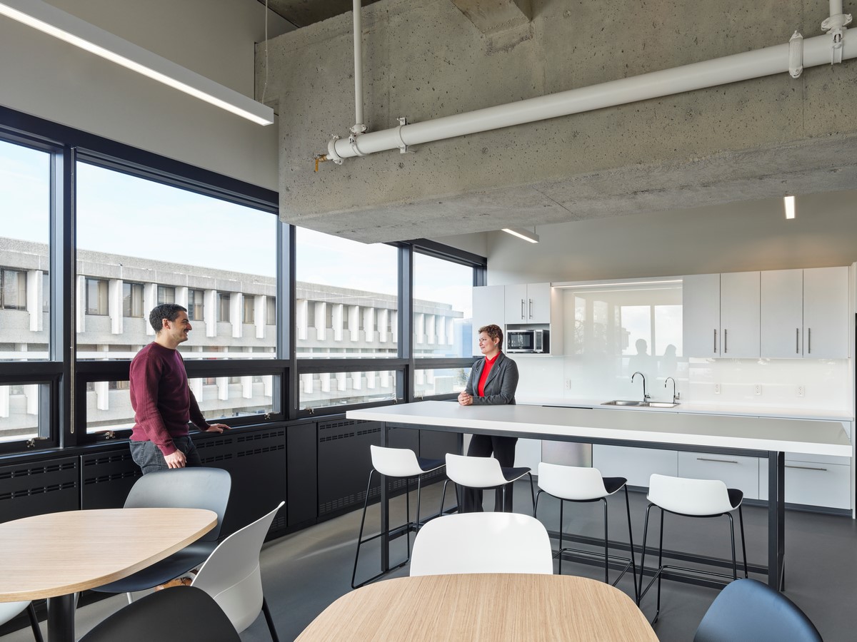SFU Strand Hall L3000 Refurbishment By PUBLIC Architecture ...