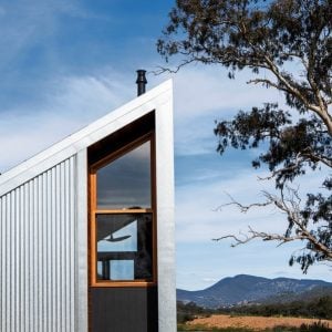 Gawthorne's Hut By Cameron Anderson Architects - RTF | Rethinking The ...