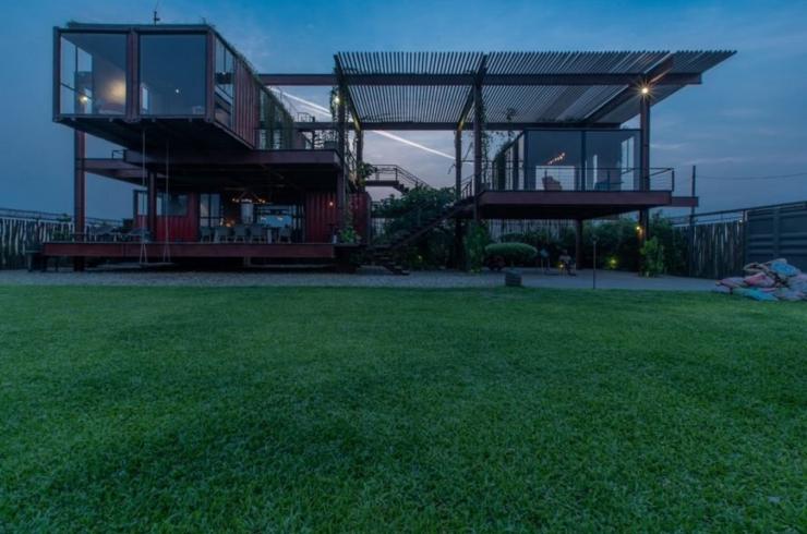 10 Innovative Shipping Container Homes - RTF | Rethinking The Future