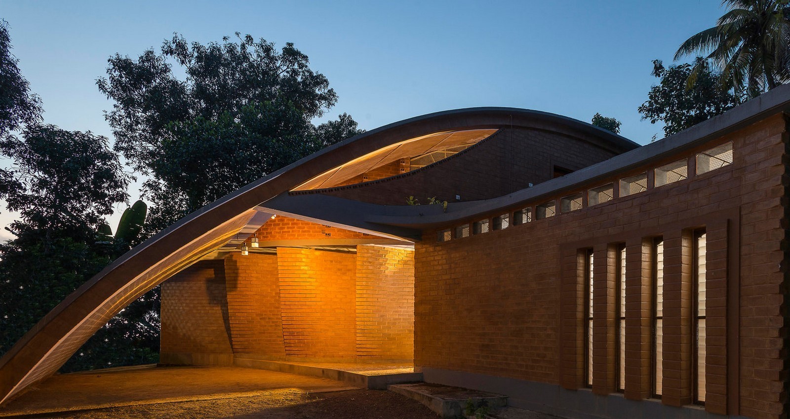 Wallmakers-12 Iconic Projects - RTF | Rethinking The Future