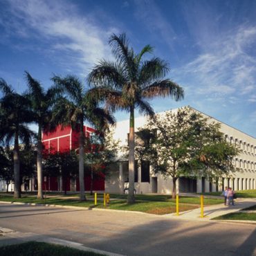 School of Architecture by Bernard Tschumi Architects: Learning ...