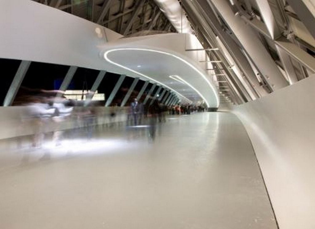 Zaragoza Bridge Pavilion by Zaha Hadid - RTF | Rethinking The Future