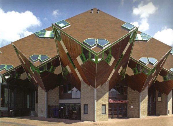 Kubuswoningen by Piet Blom: Living as an Urban Roof - RTF