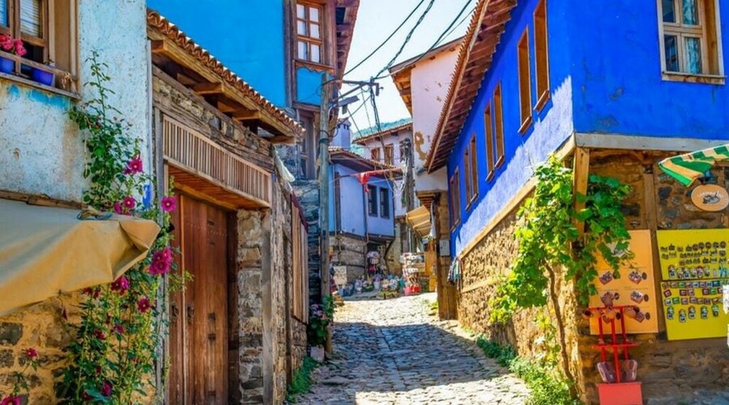 Walking through the streets of Turkey - Part 2 - RTF