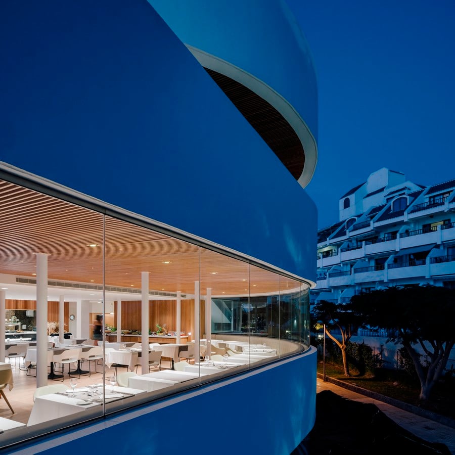 Flamingo Club Hotel By Zooco Estudio - RTF | Rethinking The Future