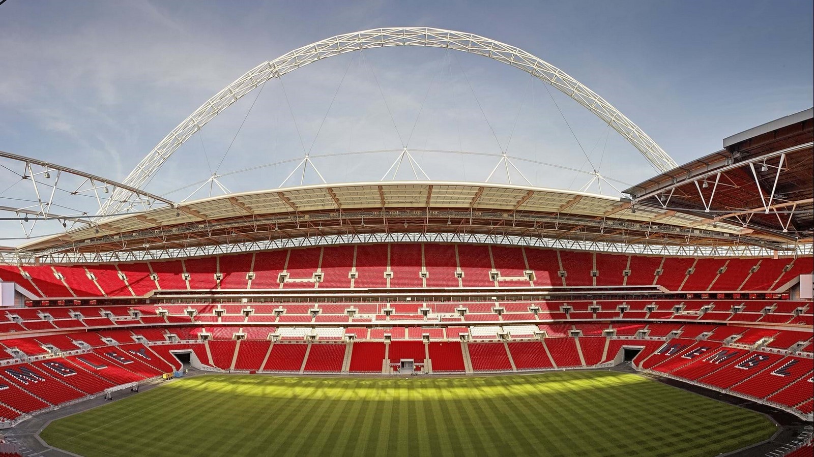 Wembley National Stadium by Norman Foster: Largest covered Arena - RTF ...