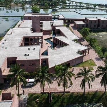 Friendship Hospital Satkhira by Kashef Chowdhury-URBANA: Inspired by a ...