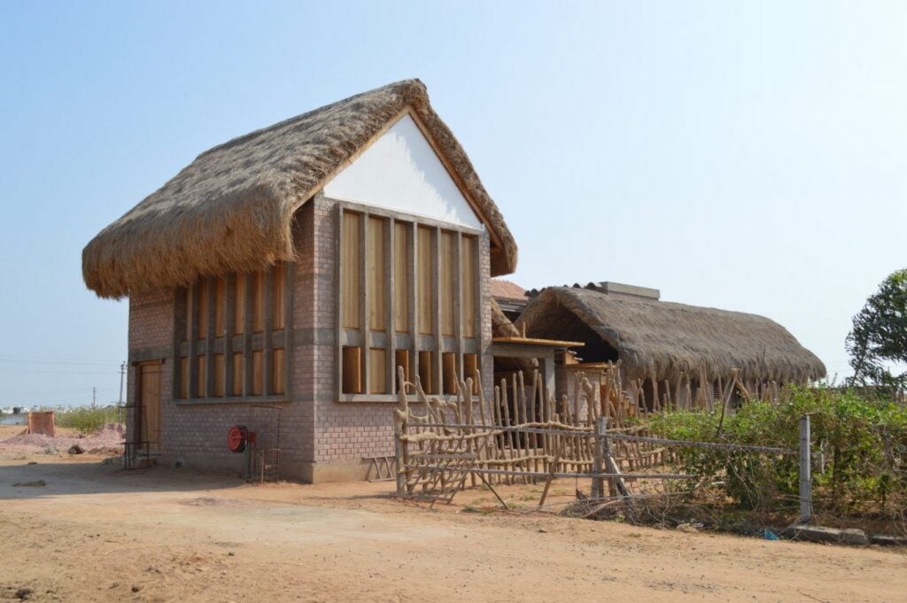 Hunnarshala Foundation: Pioneering Sustainable Architecture of Regional ...