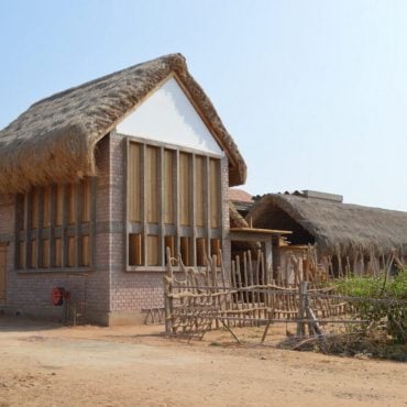 Hunnarshala Foundation: Pioneering Sustainable Architecture of Regional ...