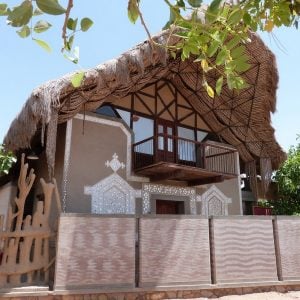 Hunnarshala Foundation: Pioneering Sustainable Architecture of Regional ...