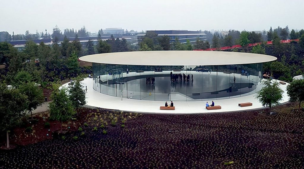 Apple Park by Norman Foster: All in one space - RTF