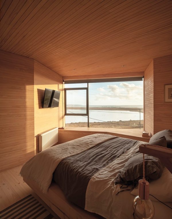 Lagoon House by SUN arquitectos - RTF | Rethinking The Future