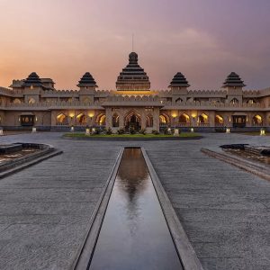 Earthitects- 5 Iconic Projects - RTF | Rethinking The Future