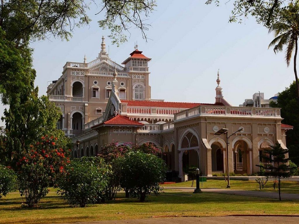 15 Places To Be Visited In Maharashtra for Travelling Architect
