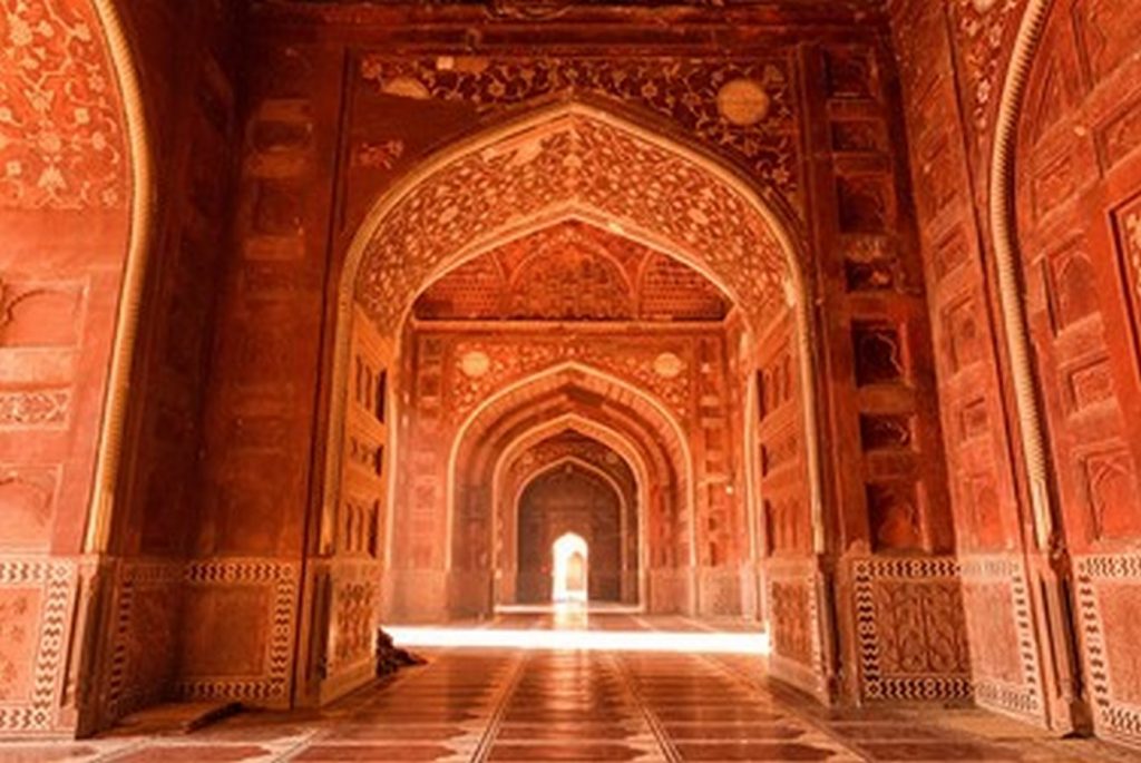 15 Places to Visit in Agra for Travelling Architect - RTF