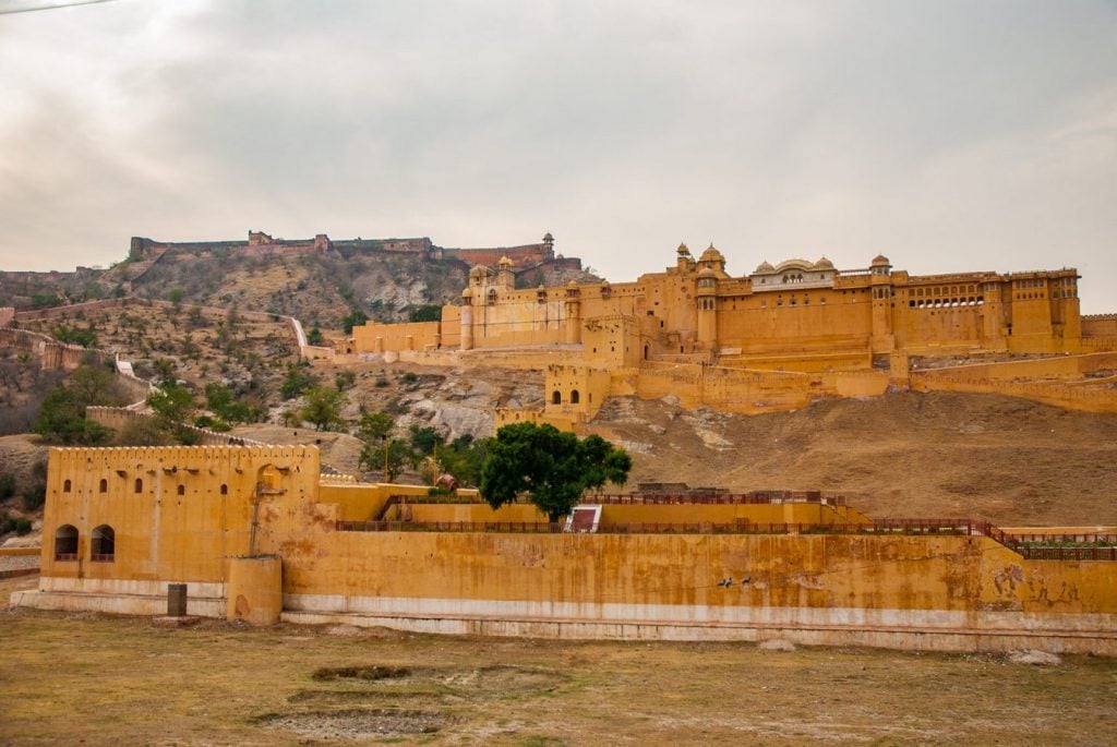 15 Places to Visit in Jaipur for Travelling Architect