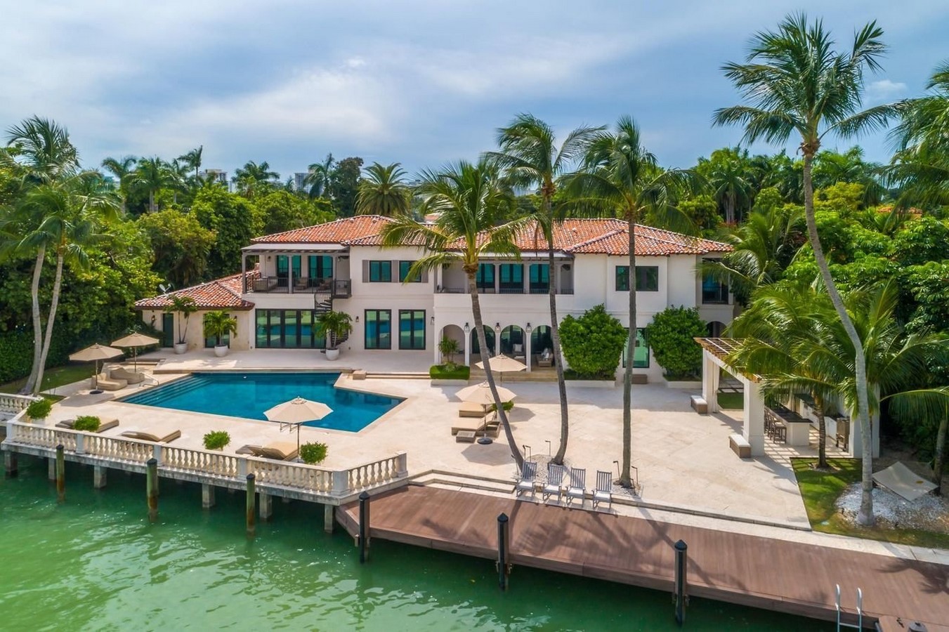 Dwyane Wade House: 10 Facts through Architect's Lens - RTF