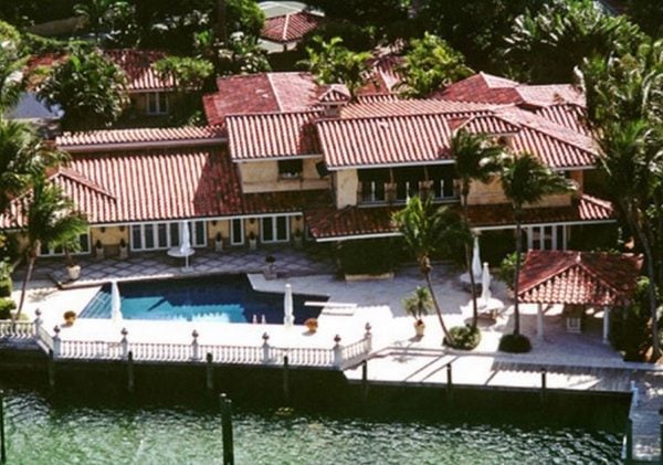 Dwyane Wade House: 10 Facts through Architect's Lens - RTF