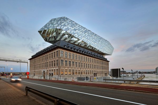 Timeline of restoration: Antwerp Port House - RTF