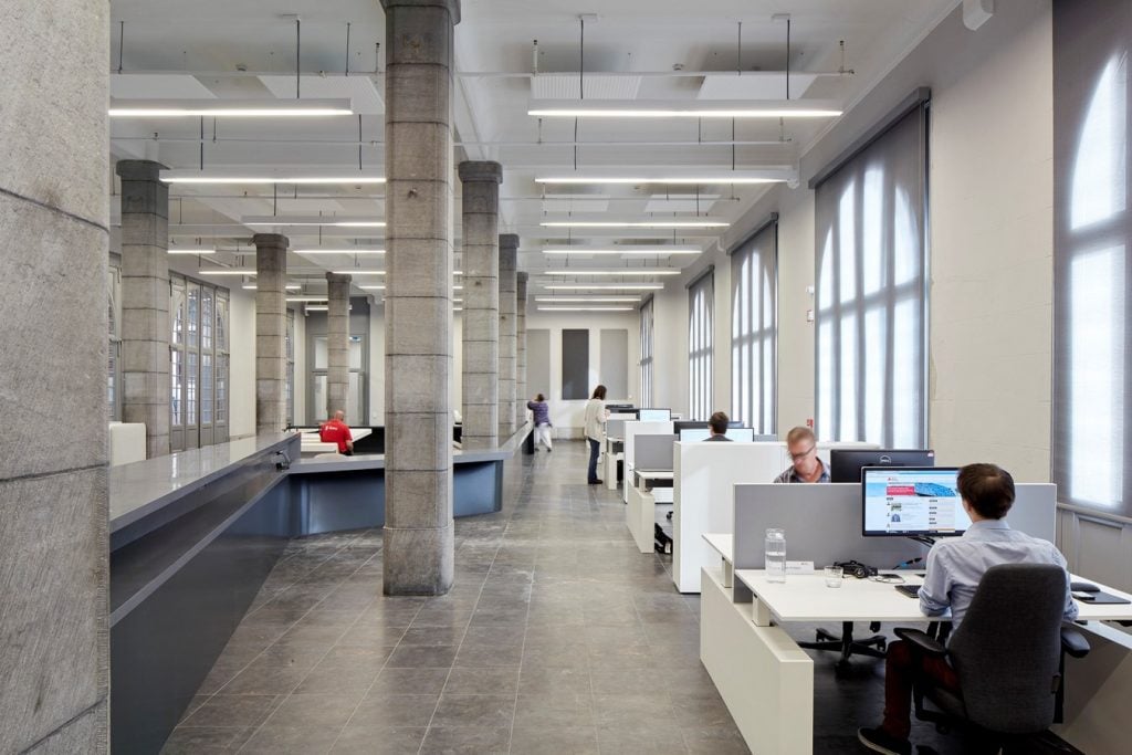 Timeline of restoration: Antwerp Port House - RTF