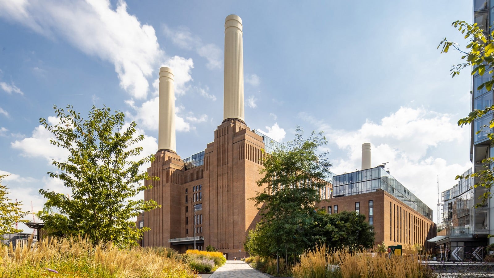 Battersea Power Station redevelopment extention revealed in the before ...