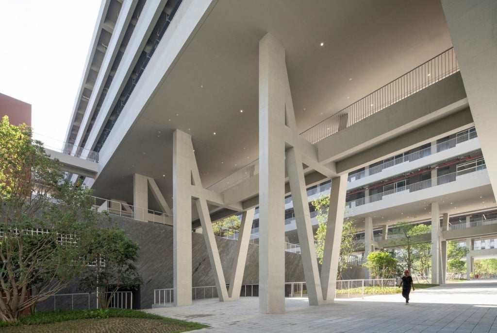 Shenzhen No.15 Highschool by O-office Architects - RTF | Rethinking The ...