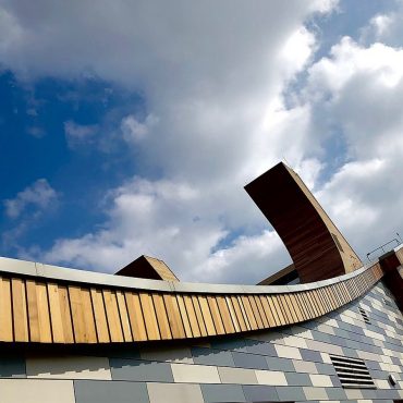 GSK Carbon Neutral Laboratory by Aecom - RTF | Rethinking The Future