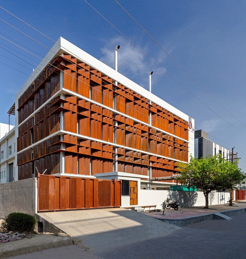 15 Places to Visit in Noida for Travelling Architect - RTF