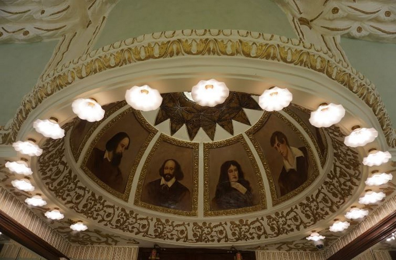 Timeline of restoration: Royal Opera House - RTF