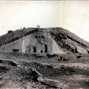 An Overview of The Ziggurat of Ur - RTF | Rethinking The Future