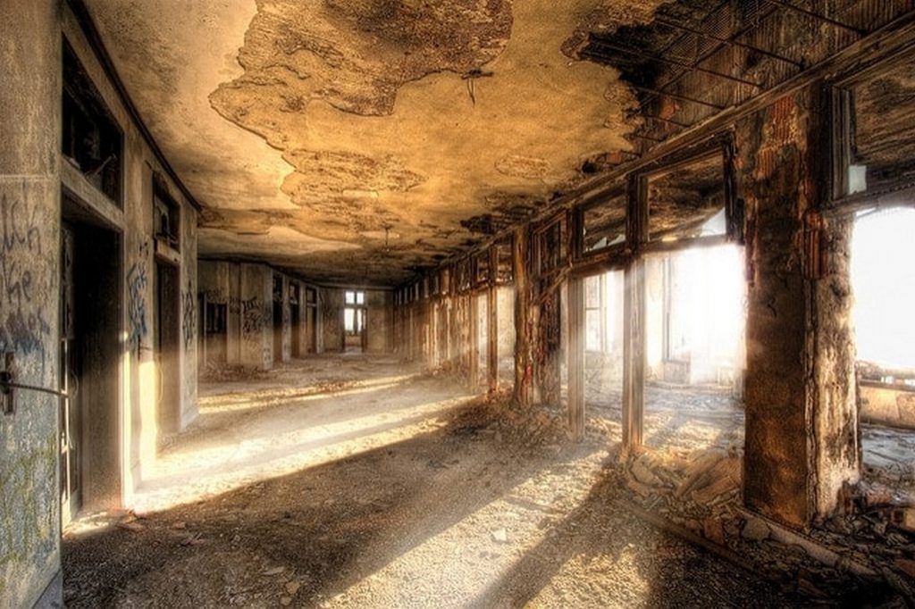 Abandoned Buildings In Detroit: 10 Buildings Every Architect Must See ...