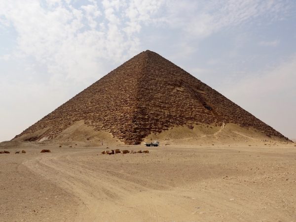Buildings Of Egypt: 15 Architectural Marvels Every Architect Must See ...